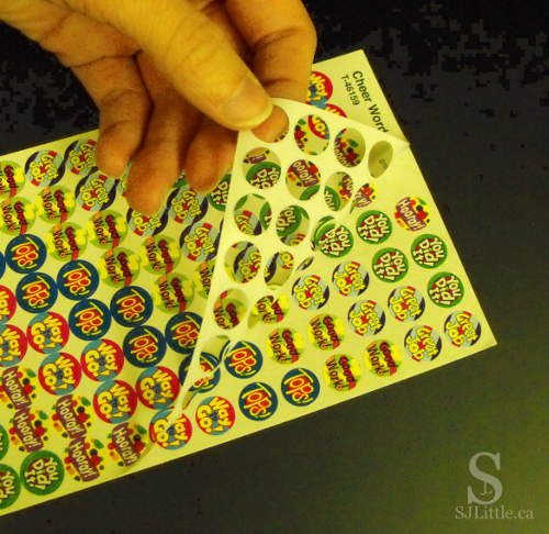 Why I Give Preschoolers Stickers for Craft Time